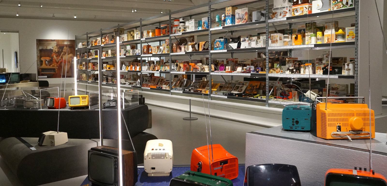 Soft Electronics - A museum of electronic plastic for the kitchen ...